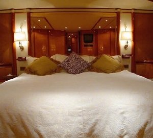 MIDNIGHT ROSE Yacht Charter Details, ASTONDOA | CHARTERWORLD Luxury ...
